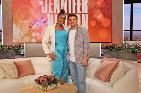 The Jennifer Hudson Show: A Warm and Welcoming Set | PLSN