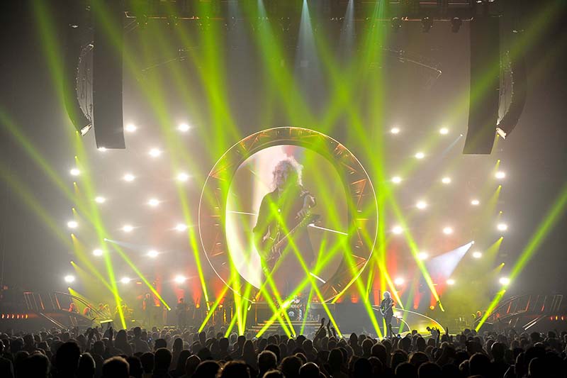 Queen + Adam Lambert LD Rob Sinclair | PLSN