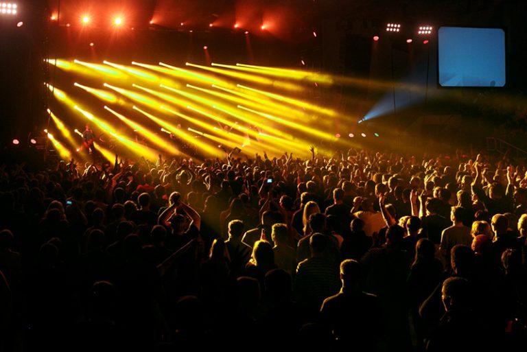 Russian Rock Band DDT Tour with Clay Paky Sharpy, Sharpy Wash Fixtures ...