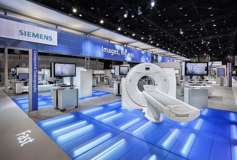 Lighting the Booth for Siemens at RSNA in Chicago | PLSN
