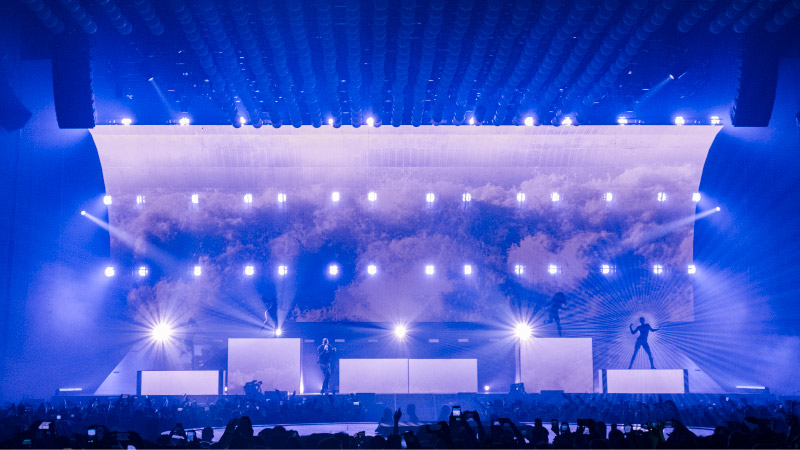 Lighting and Video for Drake’s Boy Meets World Tour by Guy Pavelo and ...