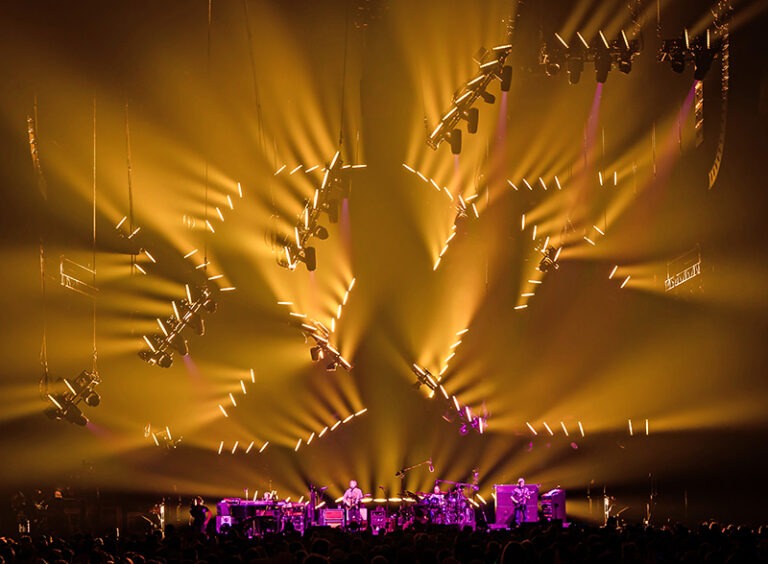 Automation Flexibility Enhances Phish's Lighting Looks | PLSN