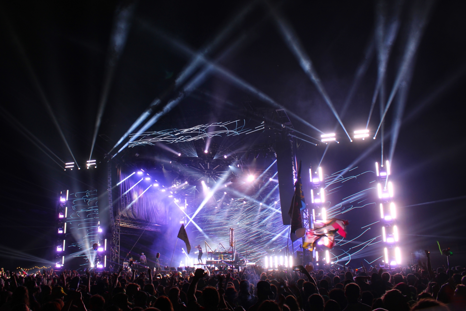 Production Designer Chris Lisle Utilizes 4Wall for Bonnaroo's The Other ...