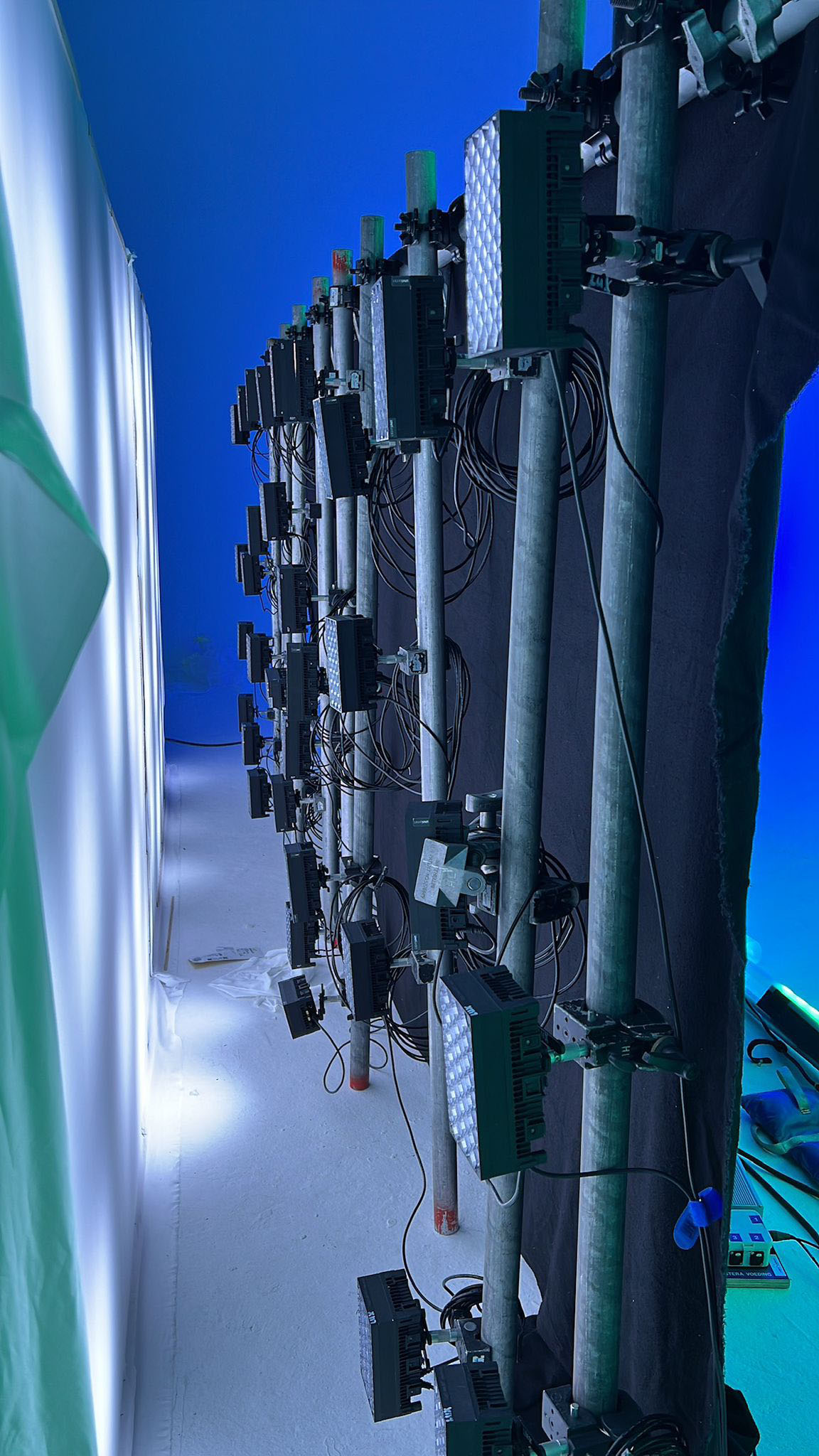 HydraPanels Highlight Versuni Awards Commercial | PLSN