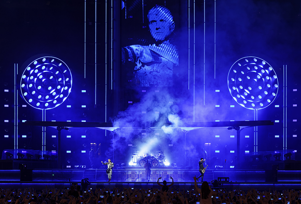 Rammstein Tours Europe with Chroma-Q Color Force II LEDs | PLSN