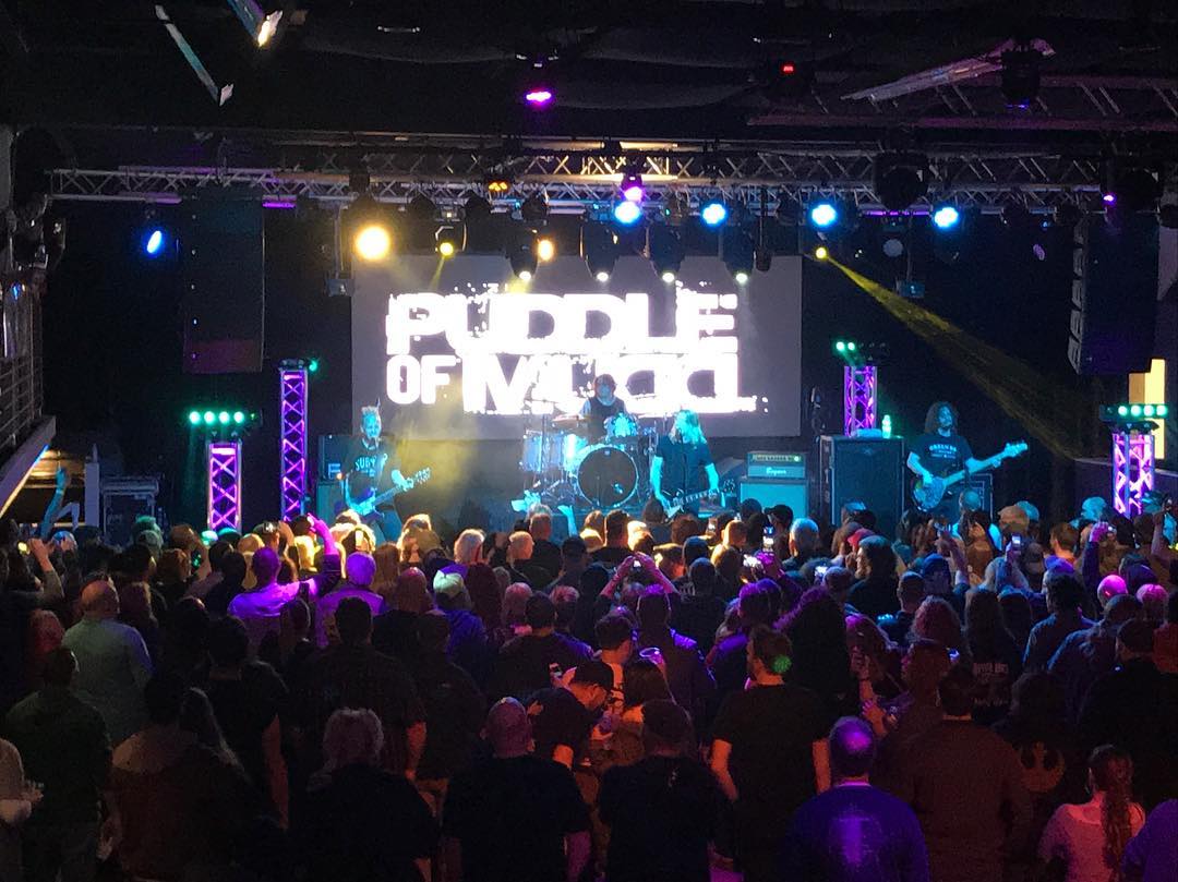 Club XL Drawing Crowds with Big Acts Lit with Chauvet Professional ...