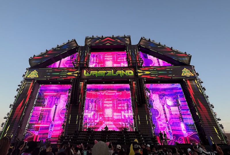 4Wall Provides Over 1,500 Light Fixtures, Rigging, & Video Equipment ...