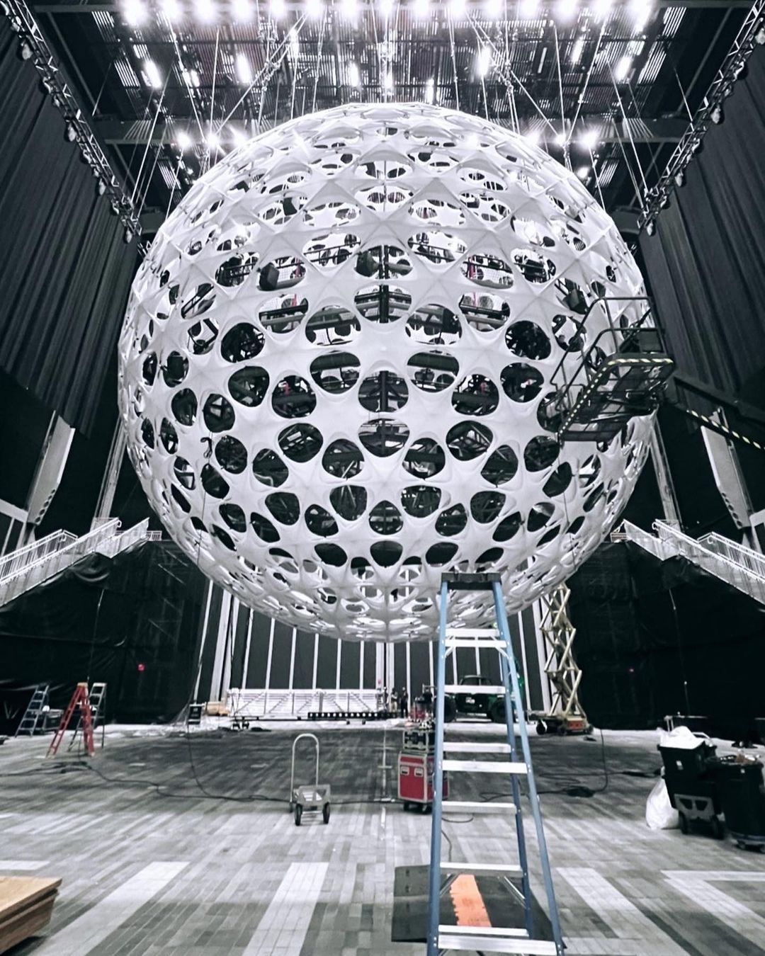 BNW Rigging and Eilon Engineering’s Ron StageMaster Load Cells Ensure ...