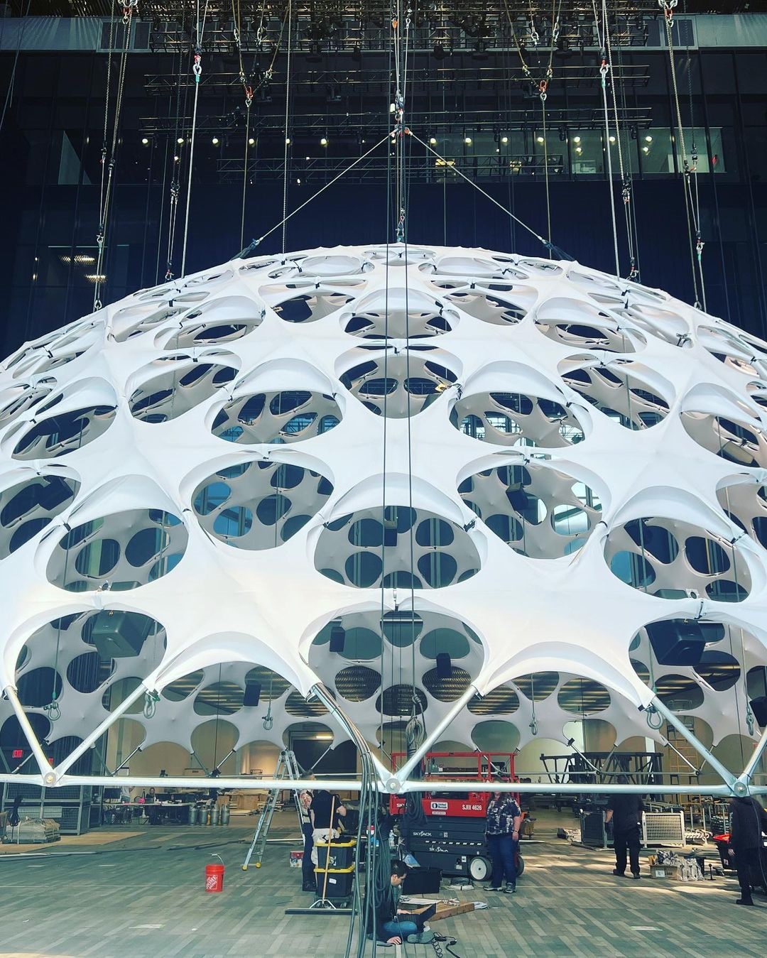 BNW Rigging and Eilon Engineering’s Ron StageMaster Load Cells Ensure Safe Lift of Weighty Sonic ...