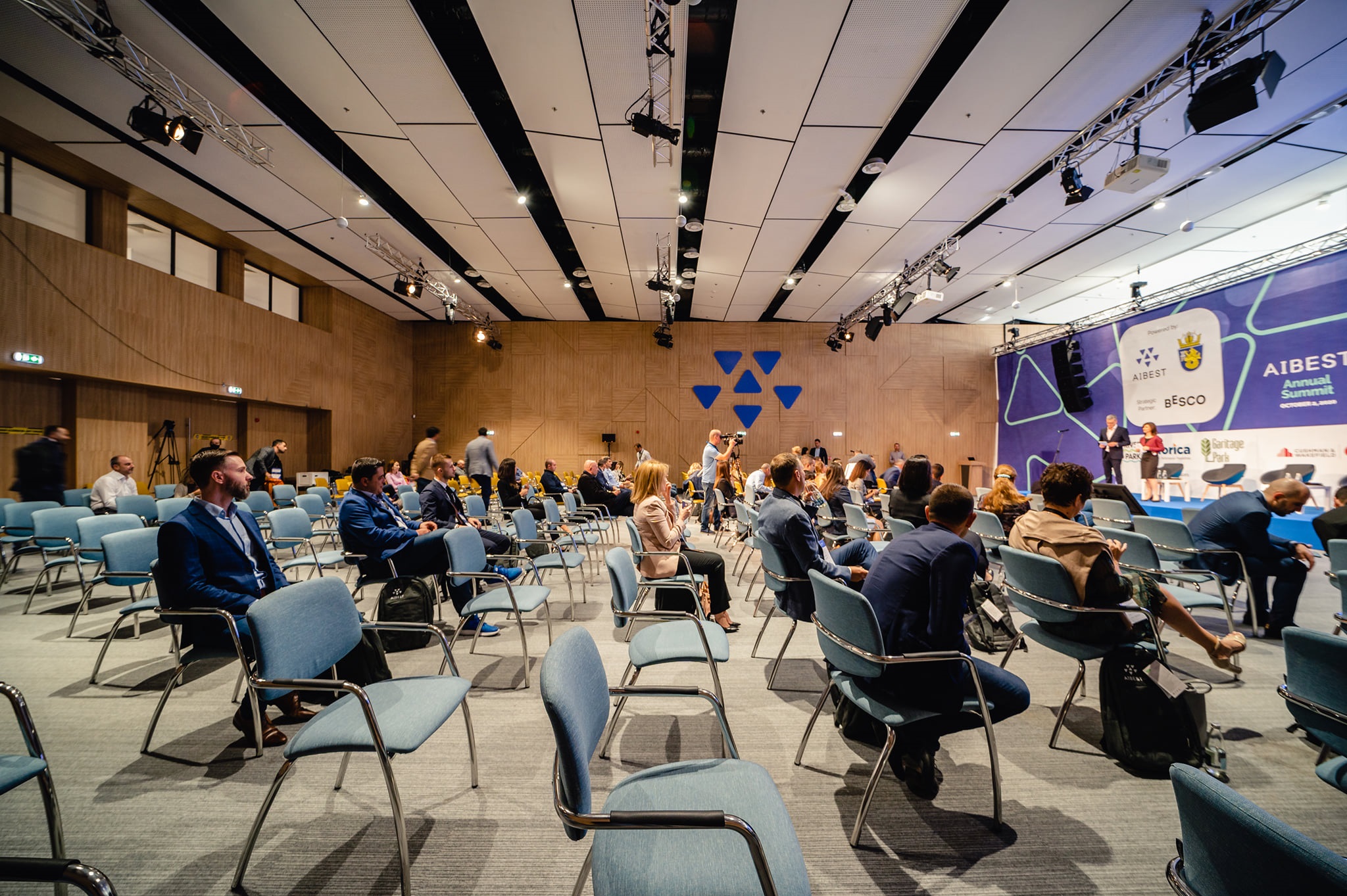 ProAudio Ltd. Chooses Elation Lighting for International Congress ...