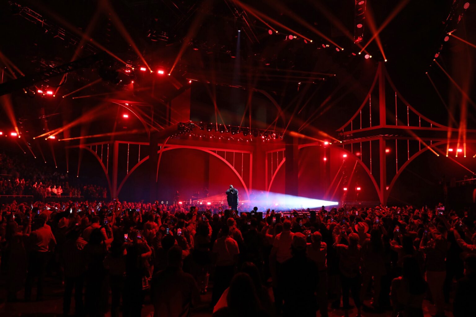 Tom Kenny Uses Elation Indoors and Out at 2024 CMT Music Awards | PLSN