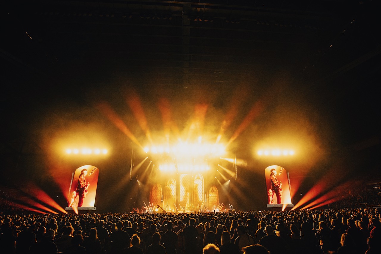 Proteus Powers Mötley Crüe/Def Leppard/Alice Cooper Summer Stadium ...