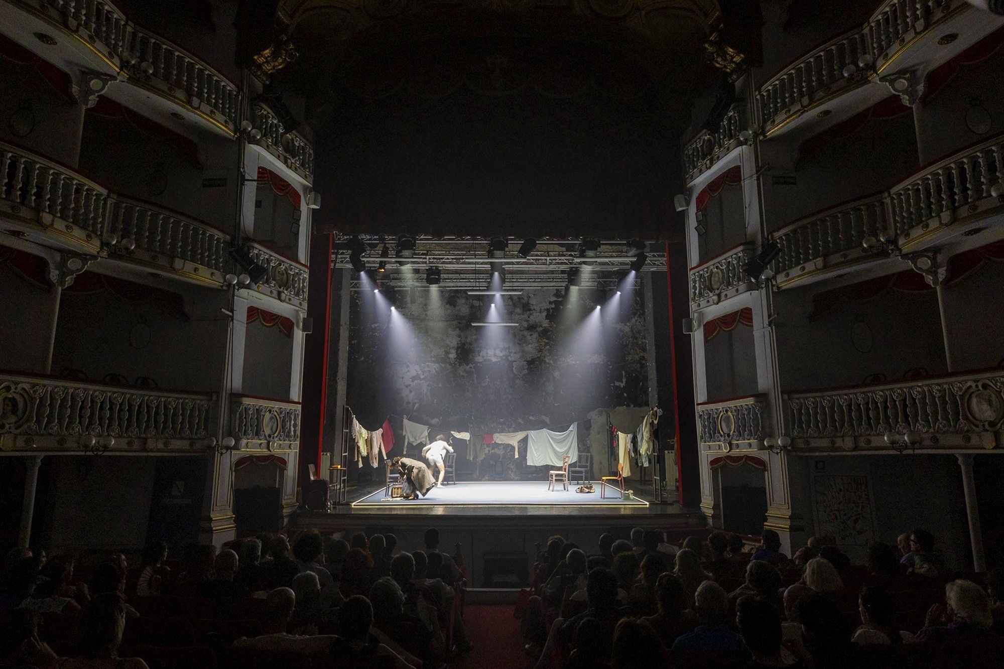 Elation’s Paragon Inspires Italy — From North to South | PLSN