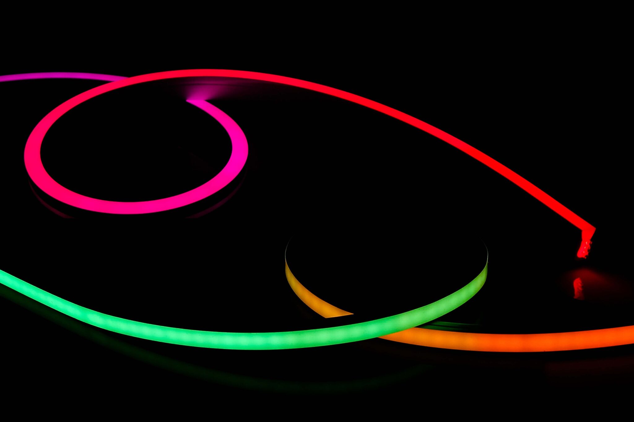 Environmental Lights Launches Pixel EcoFlex 4-in-1 LED Neon | PLSN