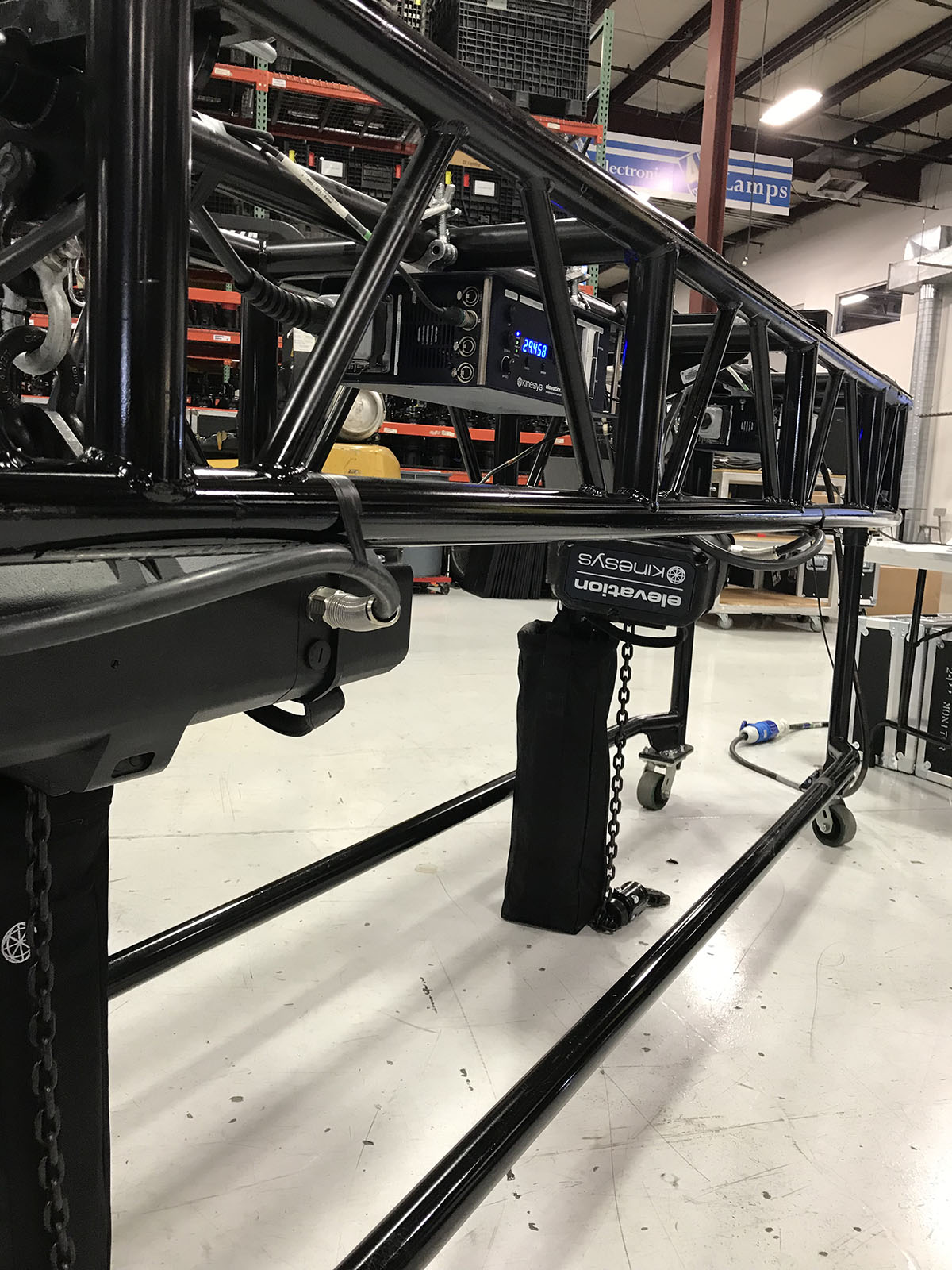 4Wall Invests in Kinesys | PLSN