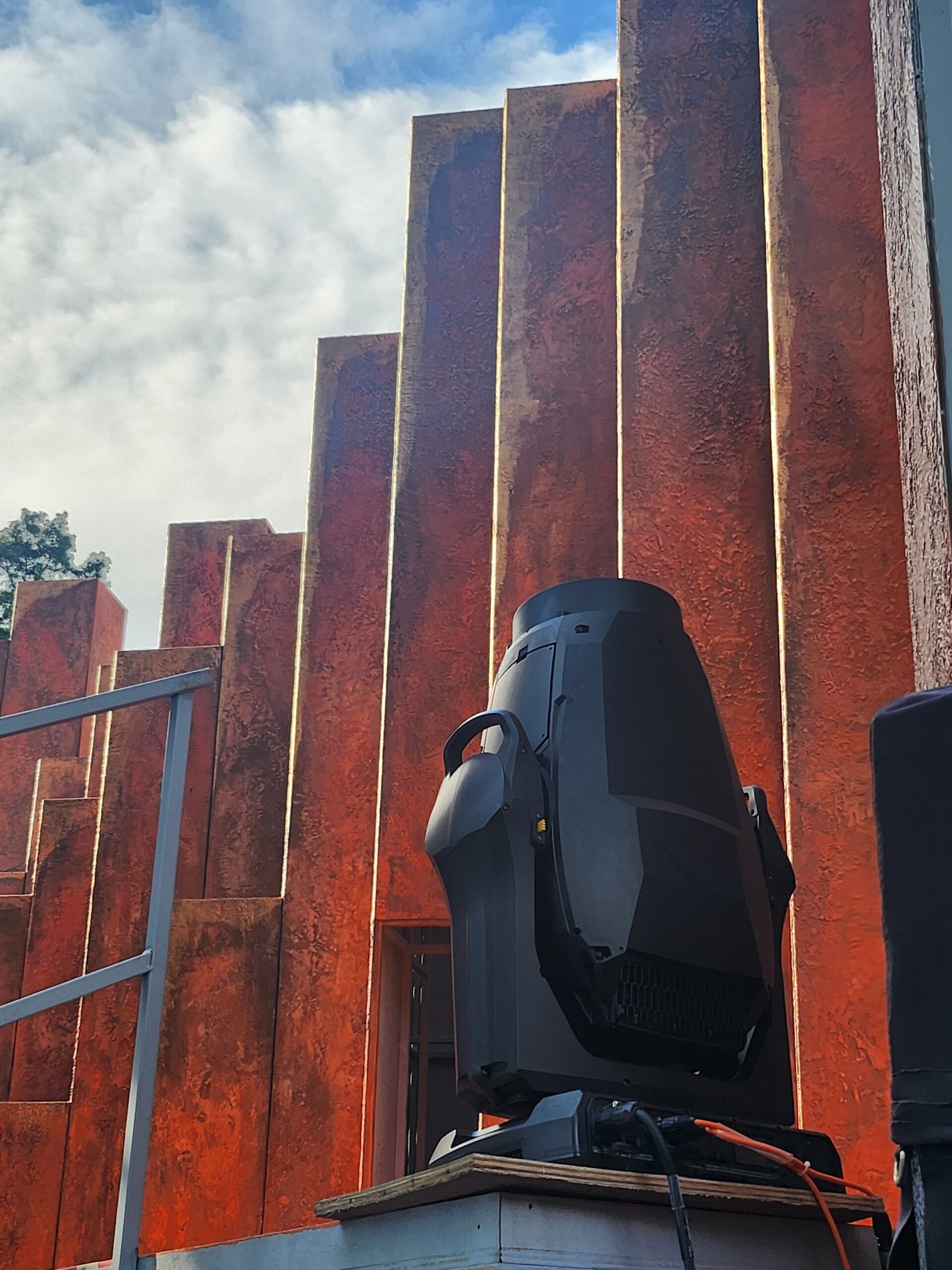 Martin MAC Viper XIP Reinvents Outdoor Theatre in Singapore’s 'Macbeth ...