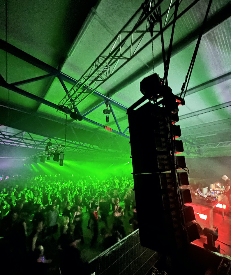 Chauvet Professional Wears Many Hats at M’era Luna Festival – PLSN