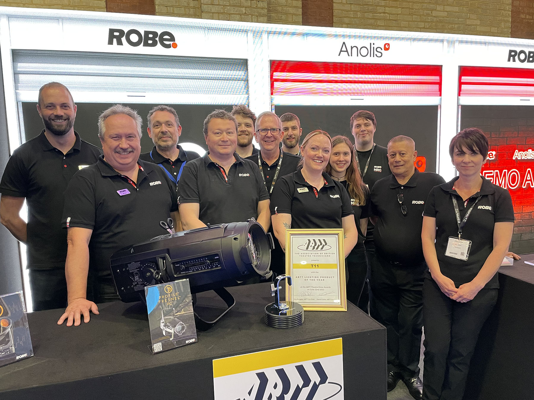 Robe’s T11 Series Products Win 2022 ABTT Lighting Award | PLSN