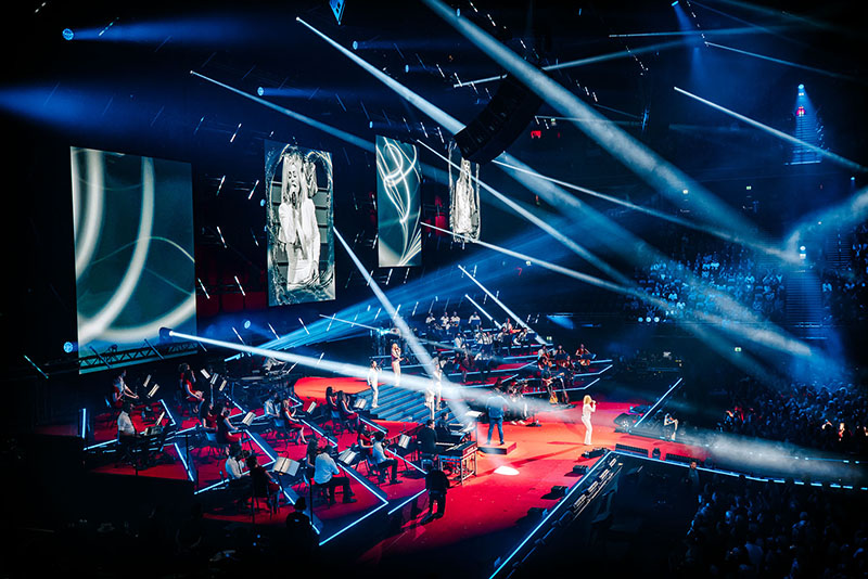 Dolly Dots End Tour with High Profile Symphonica in Rosso Performance ...