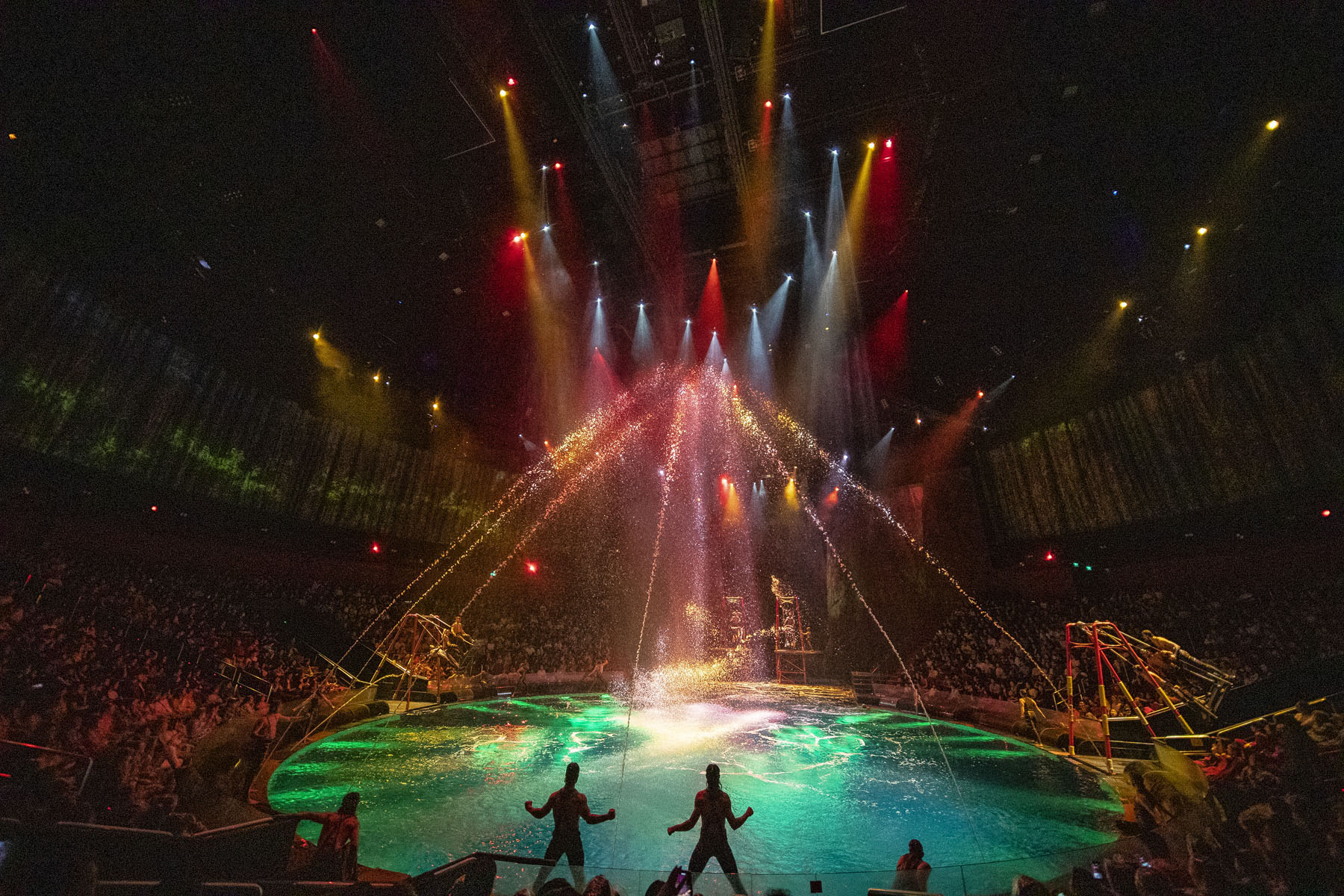 House of Dancing Water Show Spectacular | PLSN