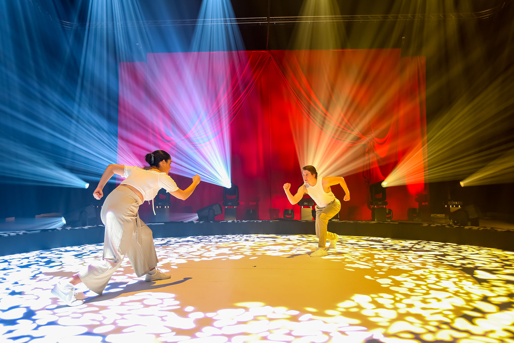 Robe Launches New T2 ProfileTM Luminaire | PLSN