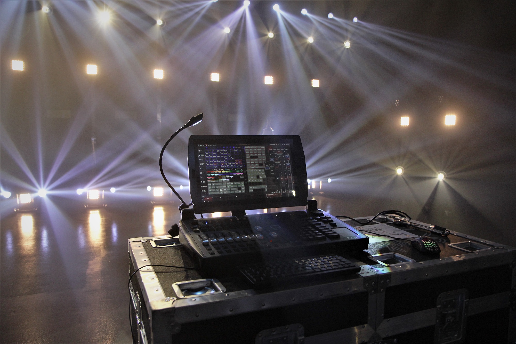 Squeek Lights' Camera-Friendly Ruby Stage Lighting Rig Includes Elation ...