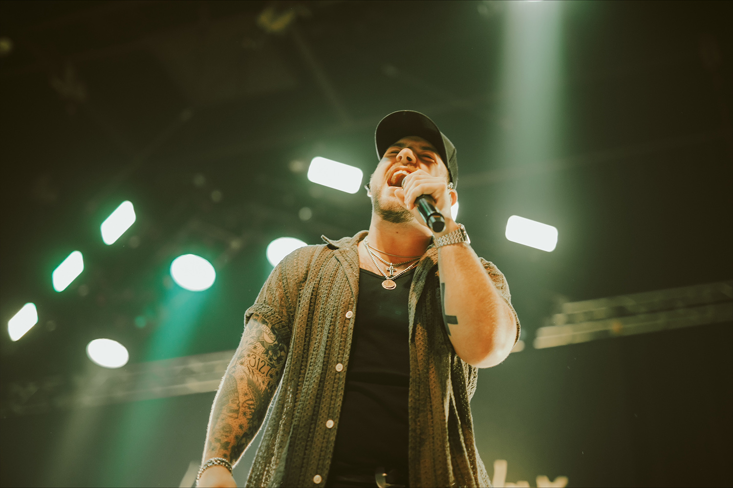 Matt King and CHAUVET Professional Flow with Kameron Marlowe’s Rich ...